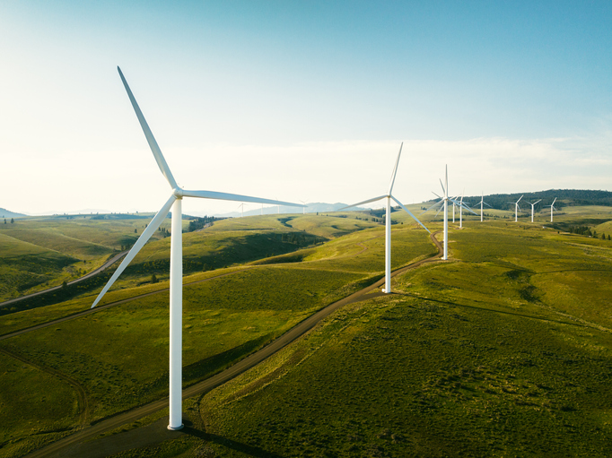 ANDREW GARRAD WINS QEPRIZE FOR WIND ENERGY | Oxford Alumni